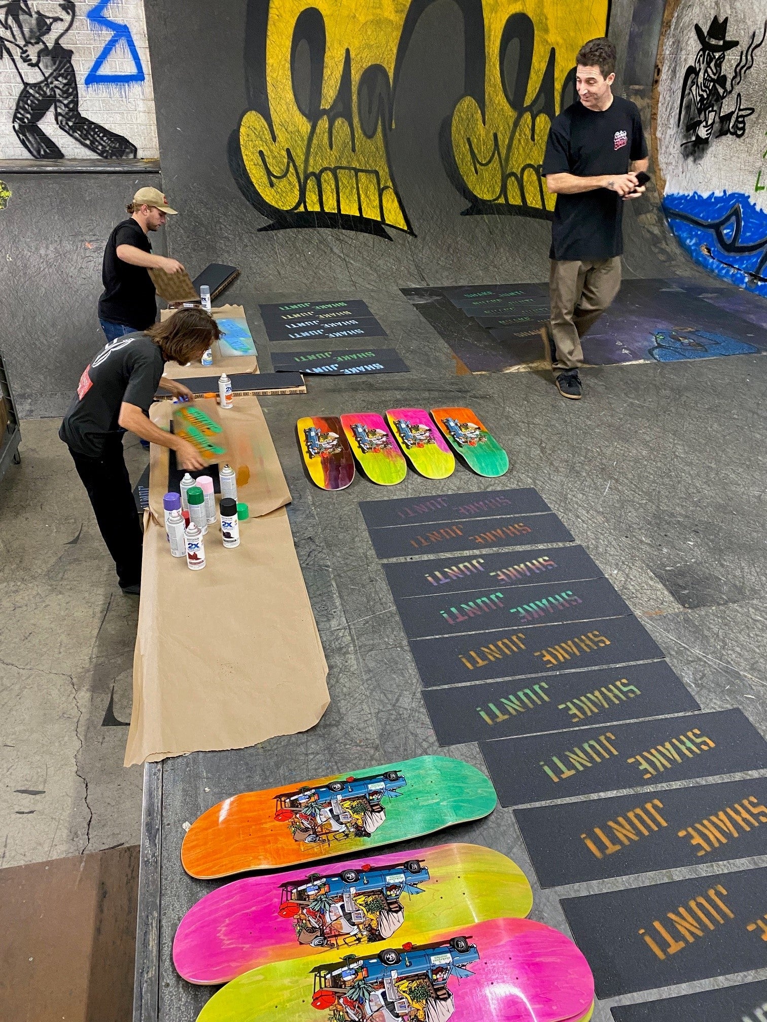 GET YO SHOP ON! – SHAKE JUNT